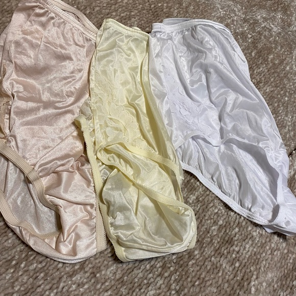 Vanity Fair | Intimates & Sleepwear | Lot Of New Vanity Fair Panties ...